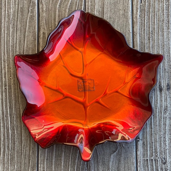 ARDA | Accents | Vintage Fire Red Art Glass Leaf Shaped Plate | Poshmark